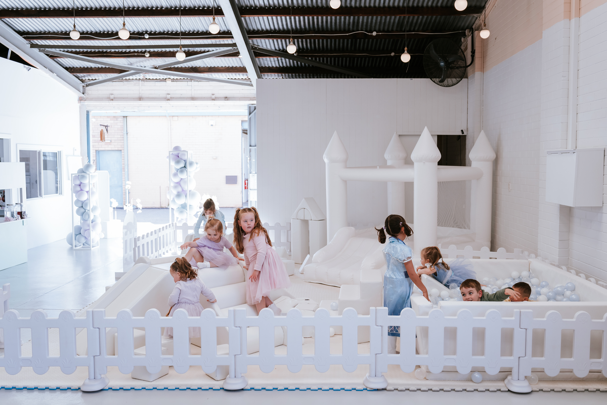 Snow White – The Little Play Co.