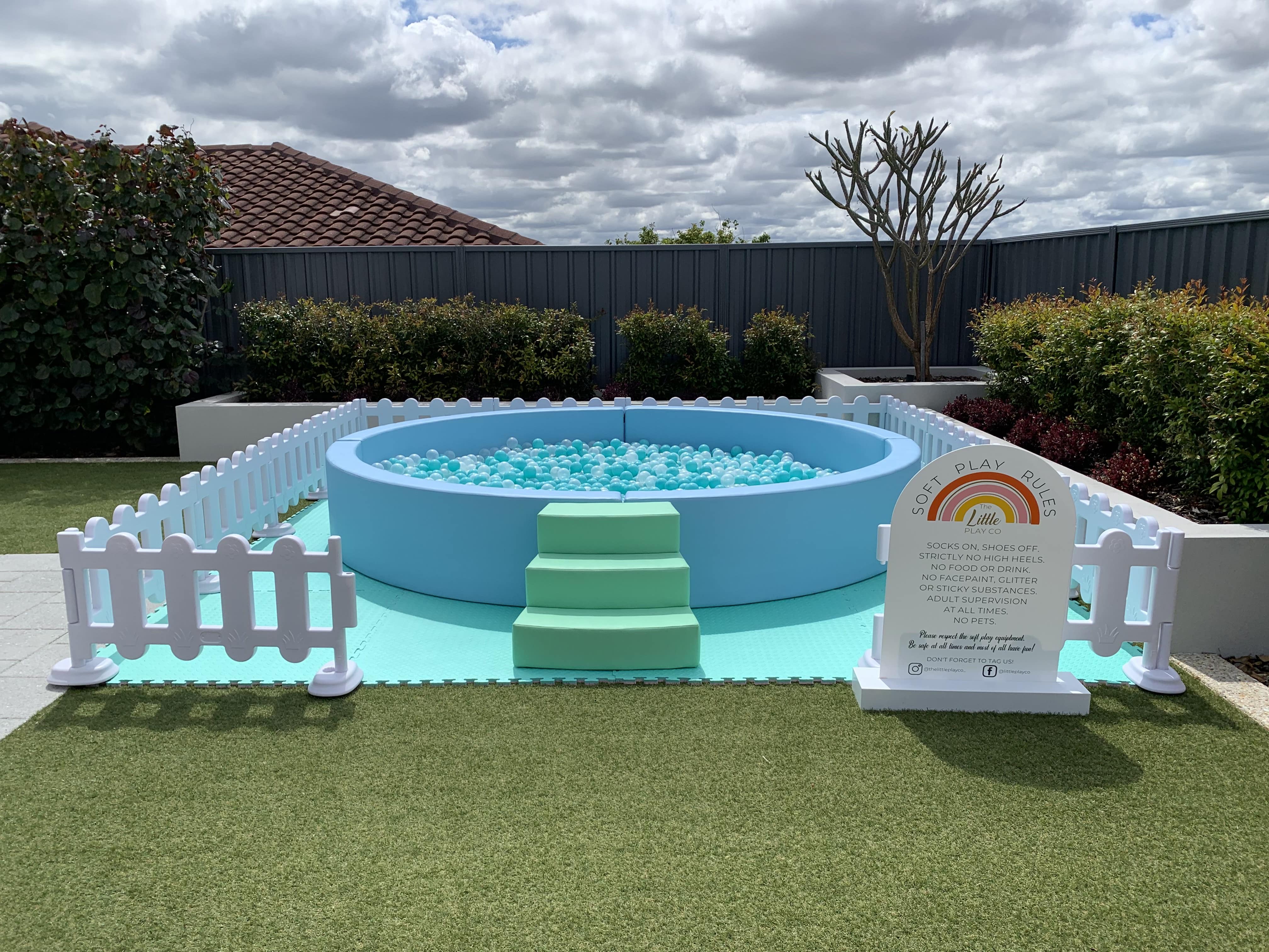 Big Blue Ball Pit - 3.4m – The Little Play Co.